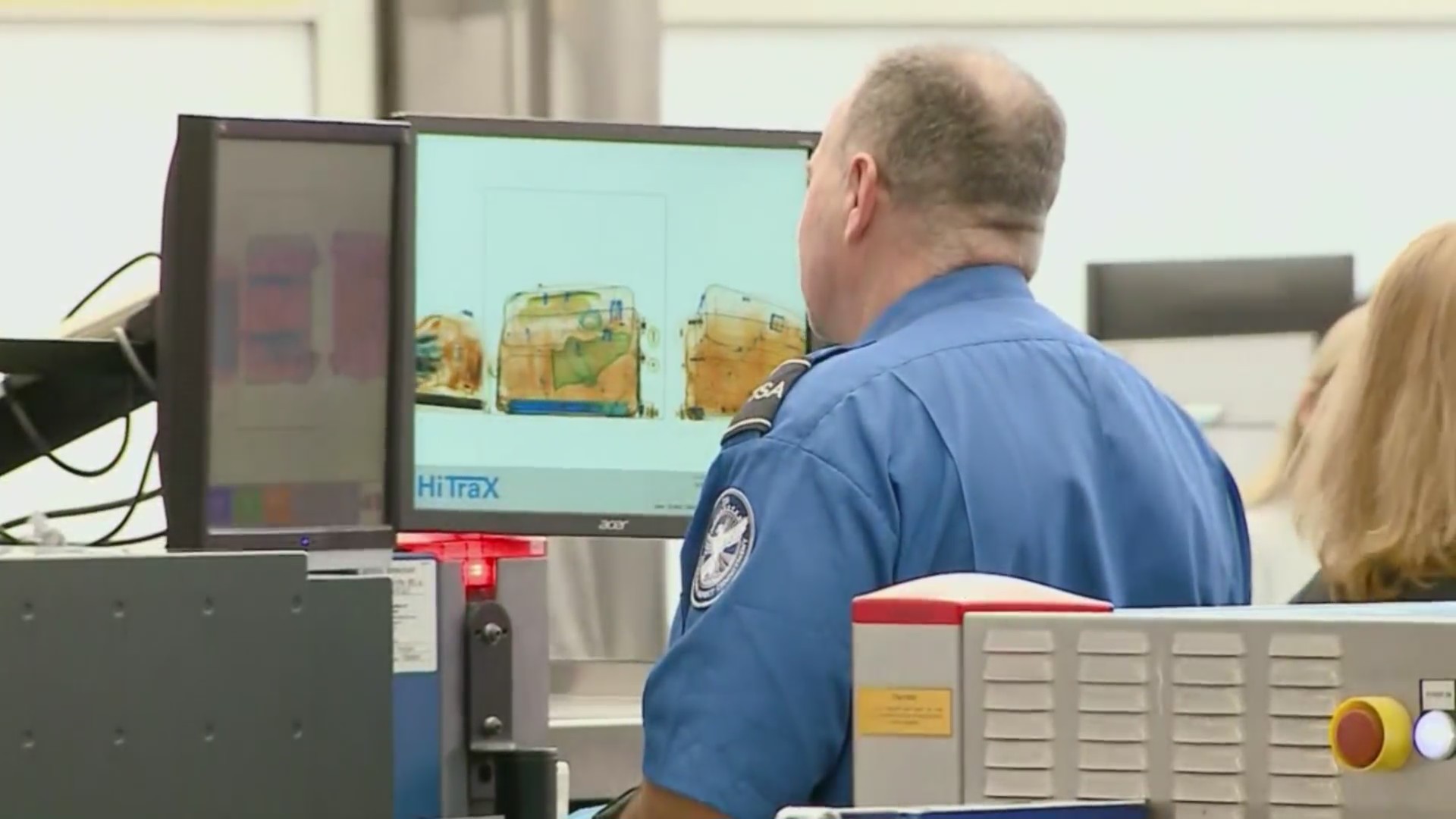 When are the busiest times to fly at DIA during the holidays? – FOX31 ...
