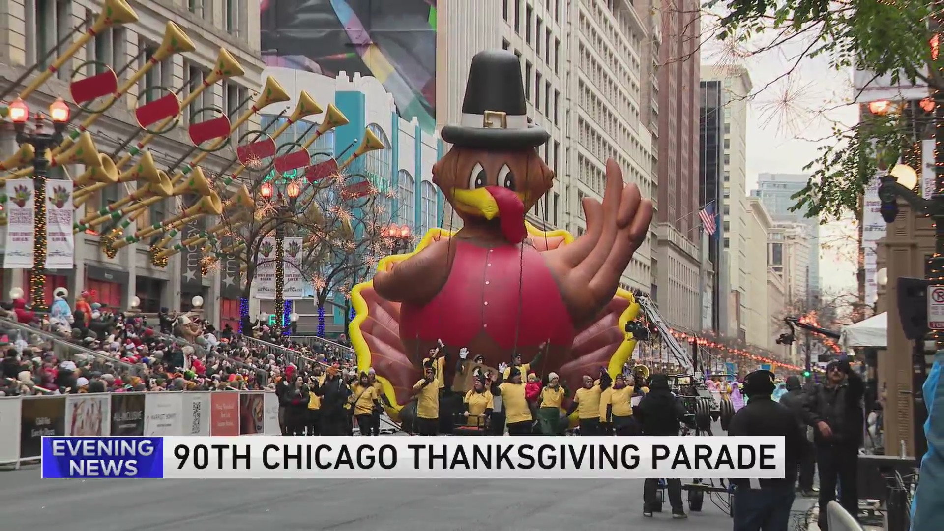 Families gather downtown for the 90th annual Thanksgiving Parade – WGN-TV