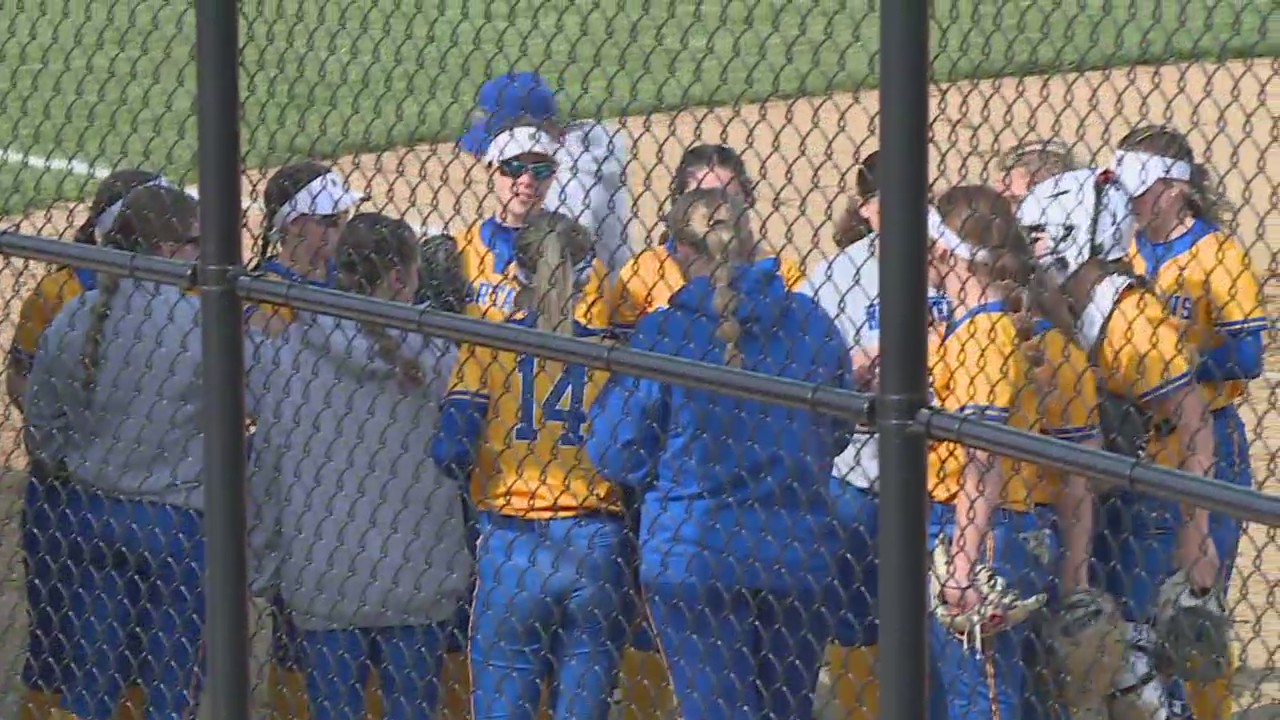 Homestead softball takes down Norwell, 10-3 – WANE 15
