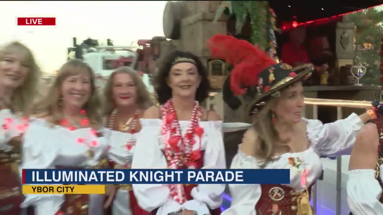 Krewes celebrate the Knight Parade in Ybor city – WFLA