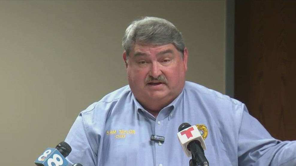 Lakeland Police Chief defends department after officers arrest Antwan ...
