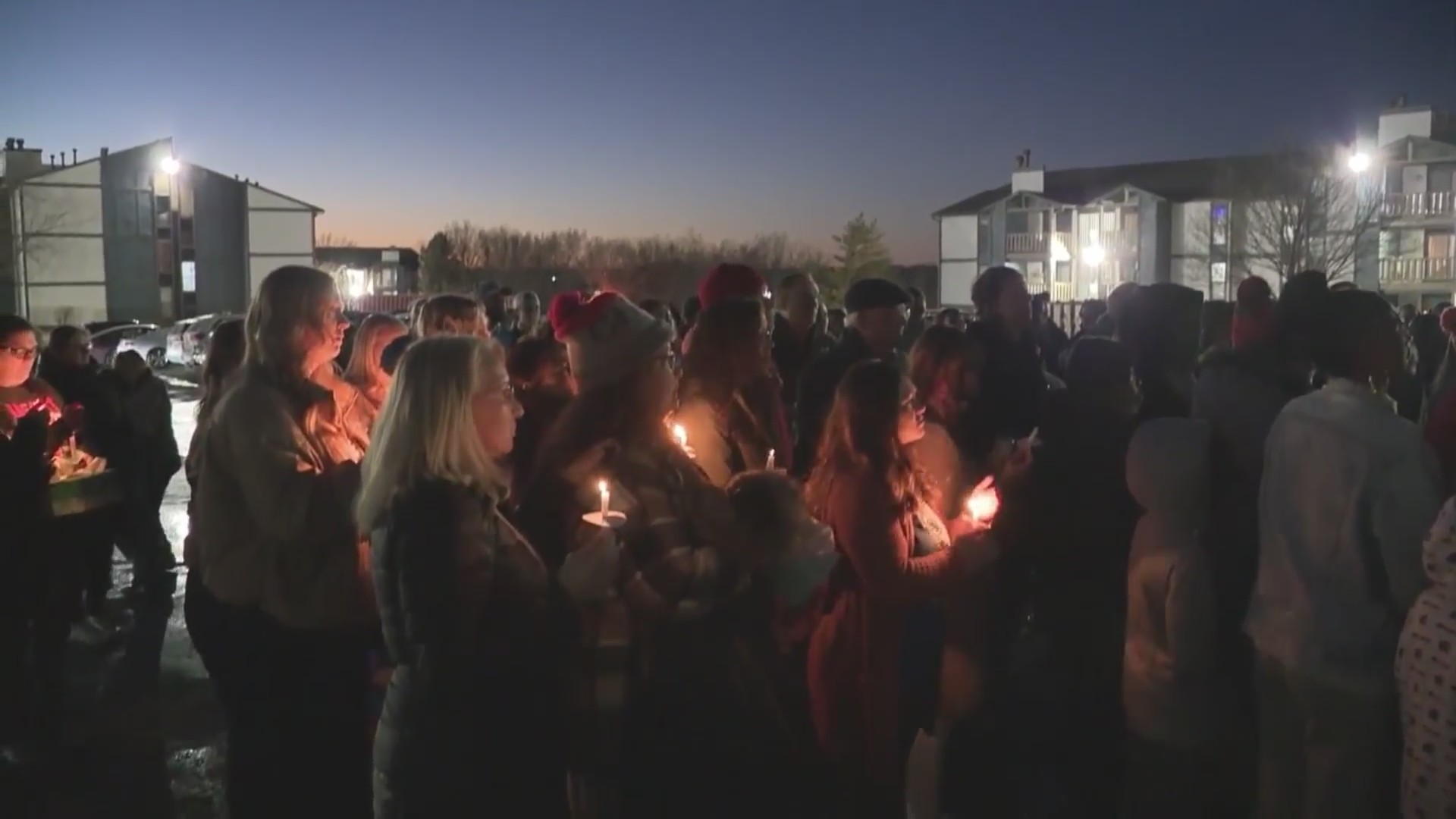 Community holds vigil for family killed in Independence apartment fire ...