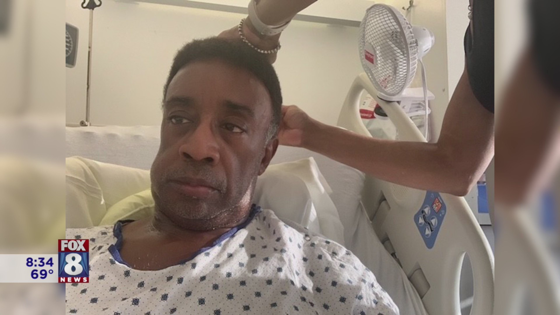 Wayne’s surgeons talk about his surgery and oral cancer – Fox 8 ...