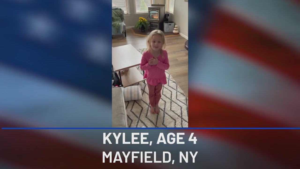 Kylee gives us our daily Pledge of Allegiance! – NEWS10 ABC