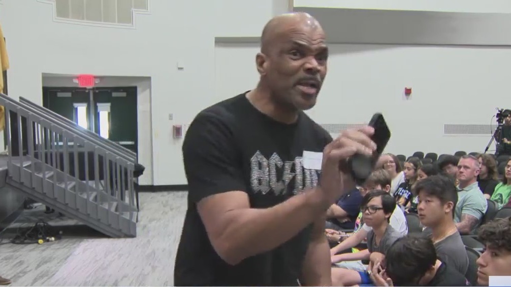 Run-DMC’s Darryl McDaniels talks NJ HS students – PIX11