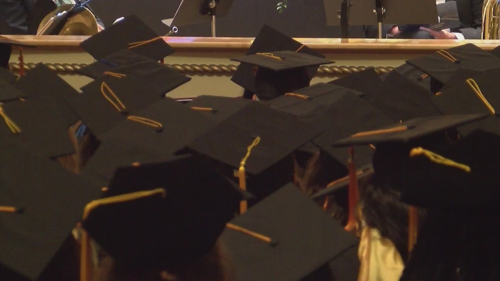 University of Rochester nursing students celebrate graduation ...