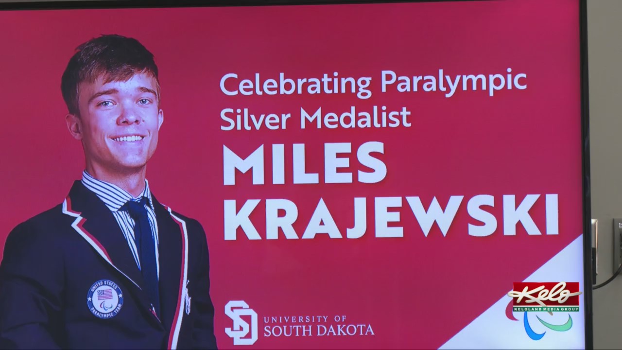 USD hosts celebration for Miles Krajewski – KELOLAND.com