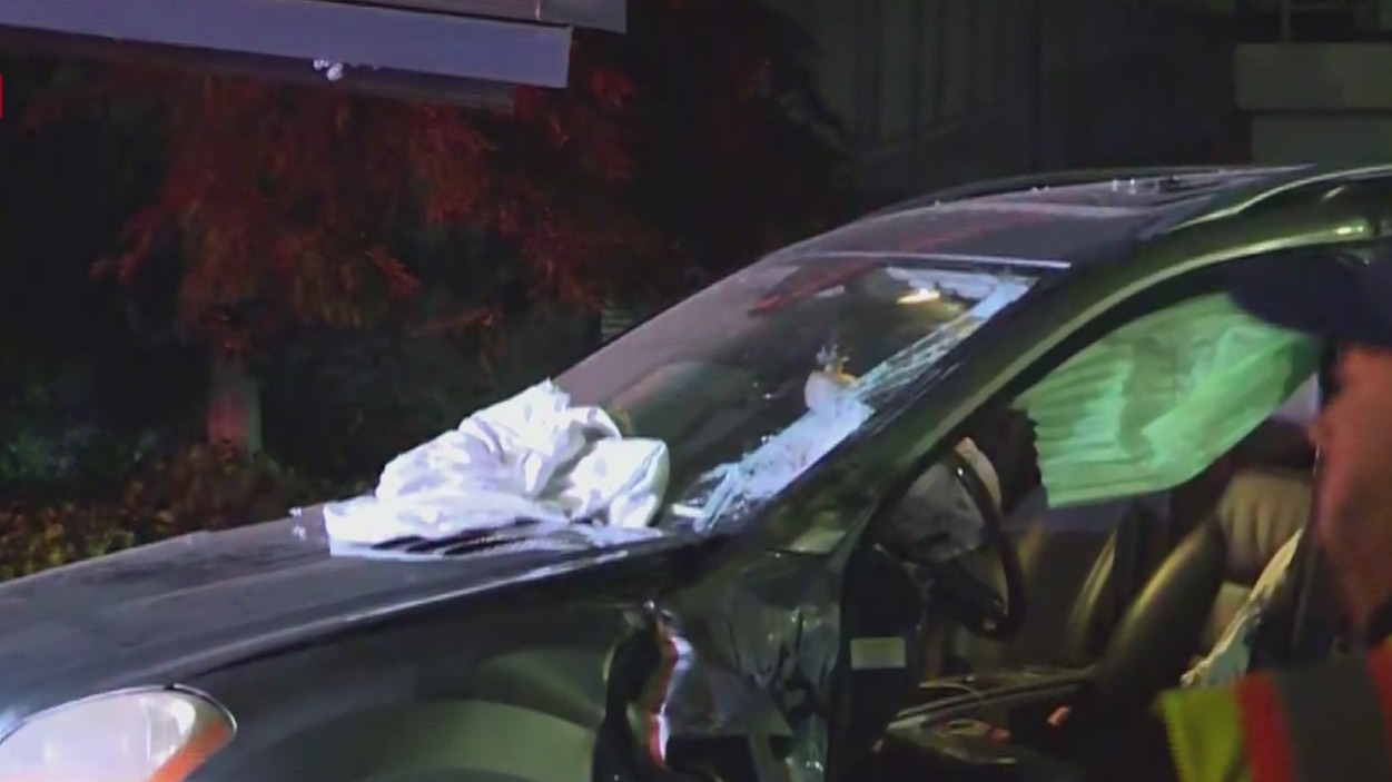 Driver of car involved in TriMet bus crash in Northeast Portland left ...