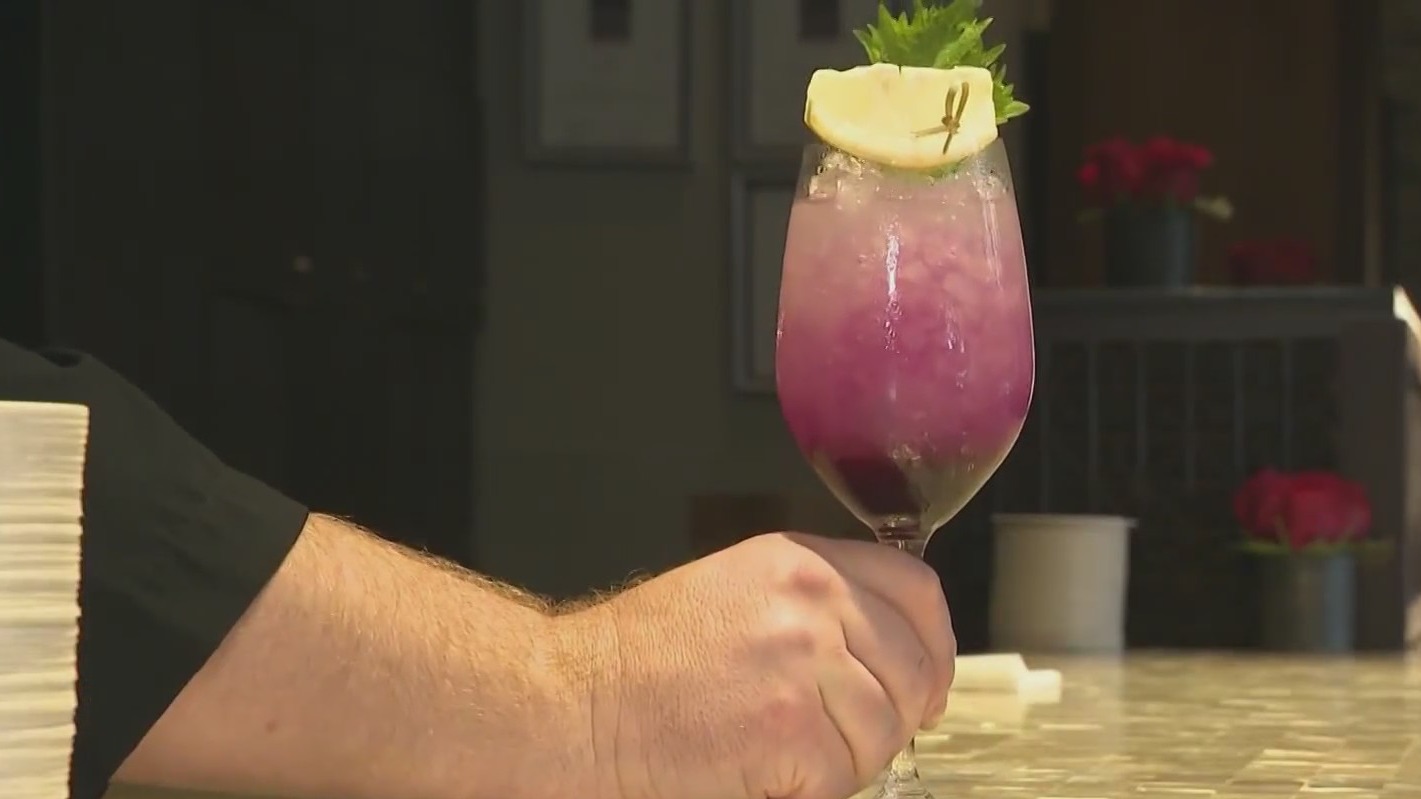 ‘Sober curious’: Research shows dip in alcoholic beverage consumption ...