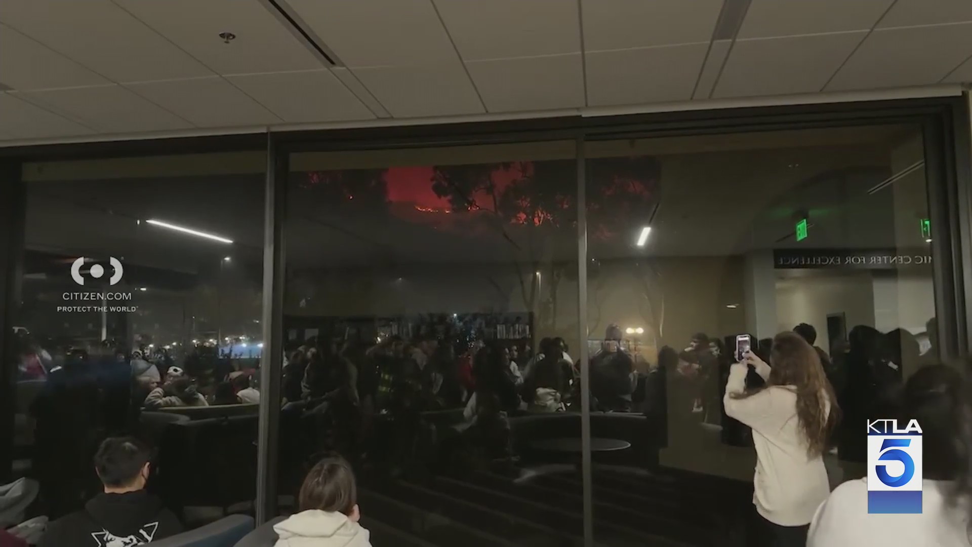 Franklin Fire threatens Pepperdine, but campus doesn’t evacuate – KTLA