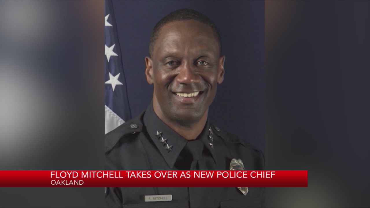 Floyd Mitchell takes over as new police chief – KRON4