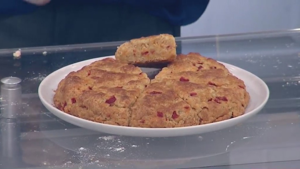 Multi-talented baker Jessie Sheehan on her new book – PIX11