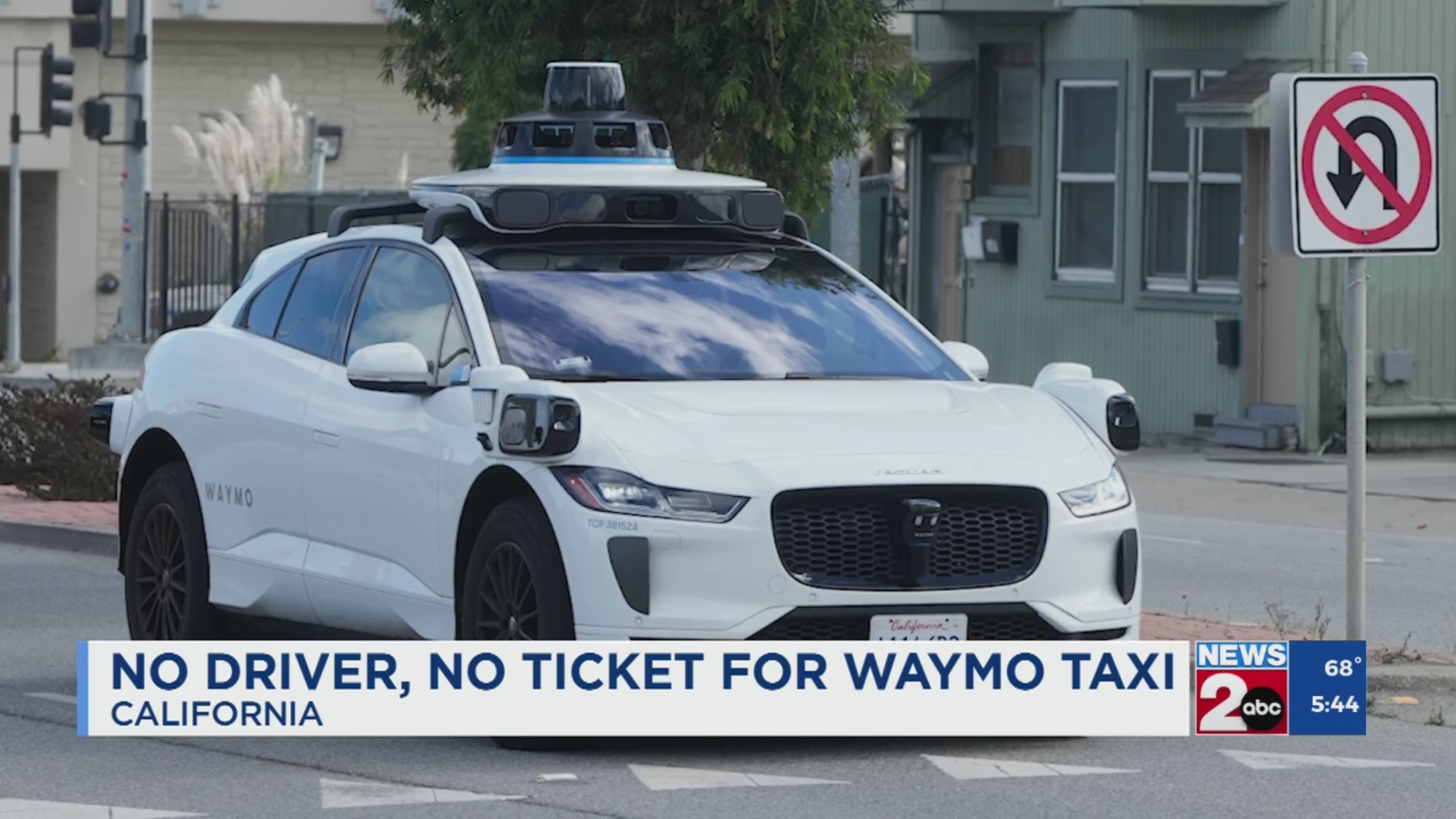 Police left confused after traffic stop on driverless rideshare vehicle ...