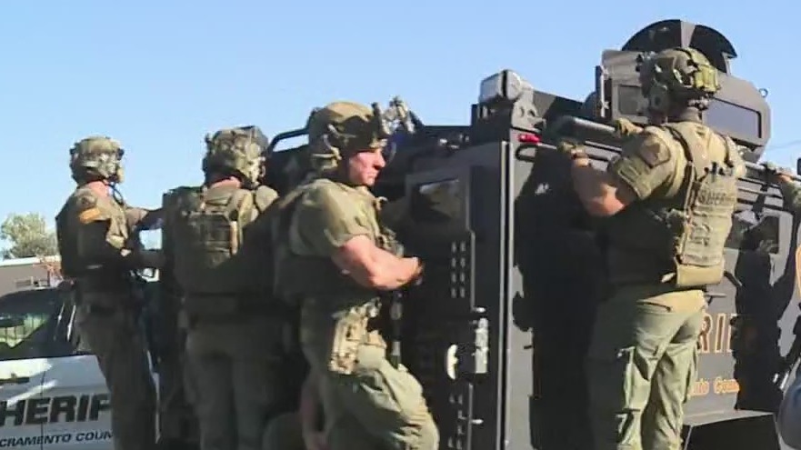 SWAT team responds to Sacramento County homicide – FOX40 News