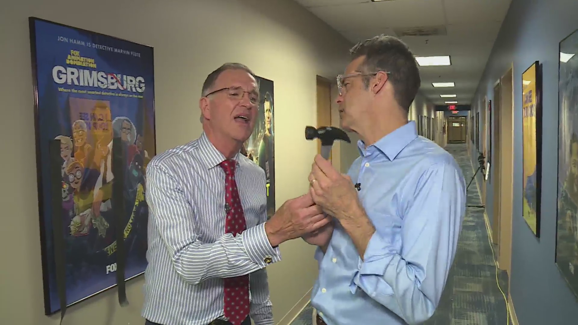 Hallway Olympics: Hammer Throw – FOX 2