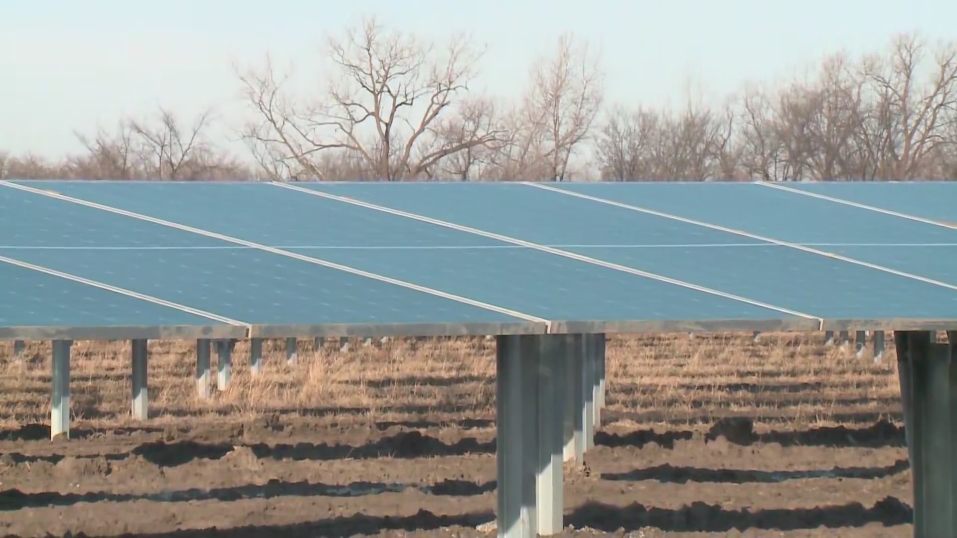Greenlink Energy gets $1M grant for nonprofit solar farms in Rockford ...