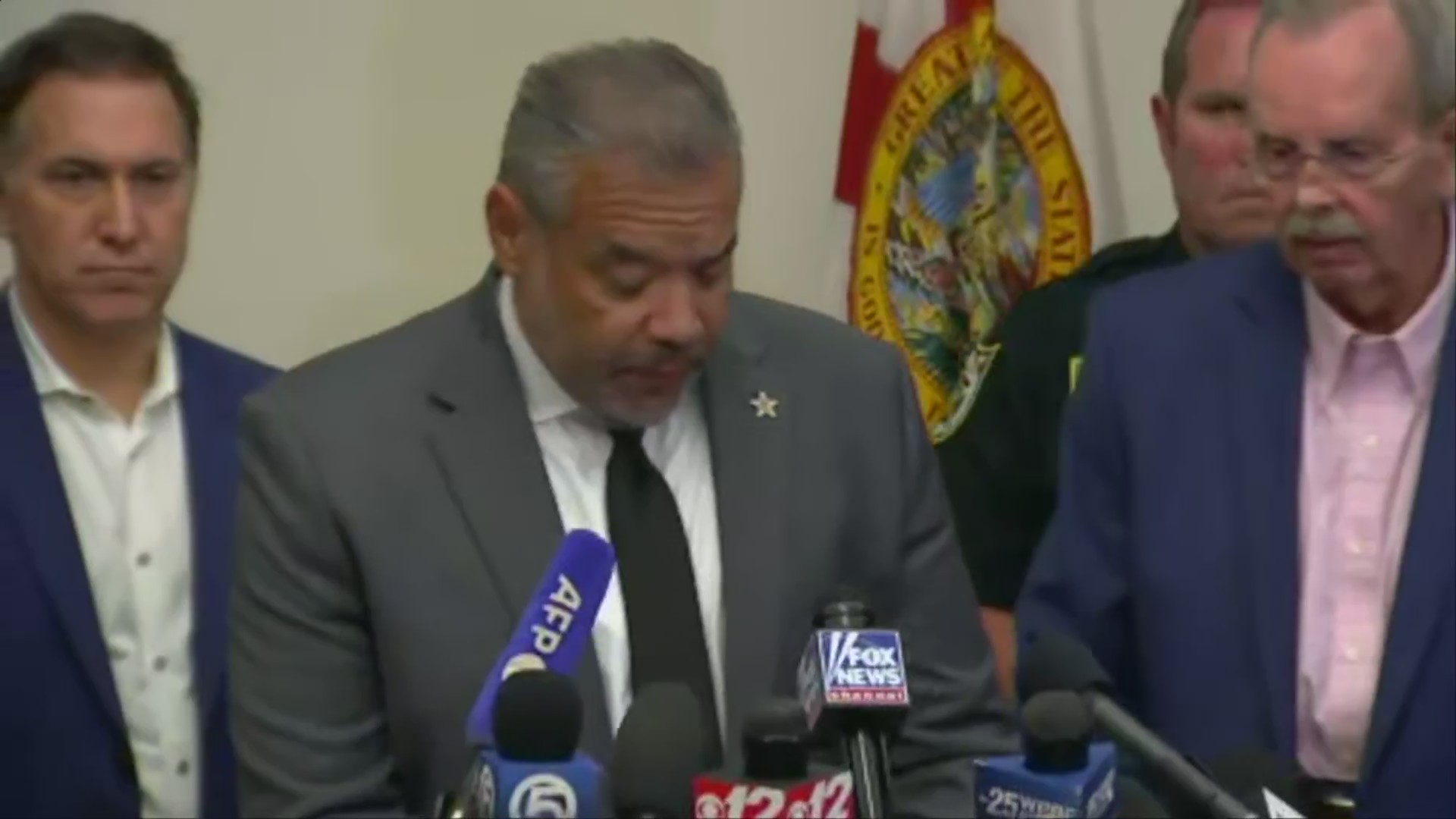 Secret Service, FBI speak on investigation following apparent ...