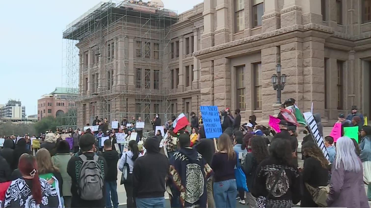 Protest at Texas Capitol after ICE operations in Austin – KXAN Austin