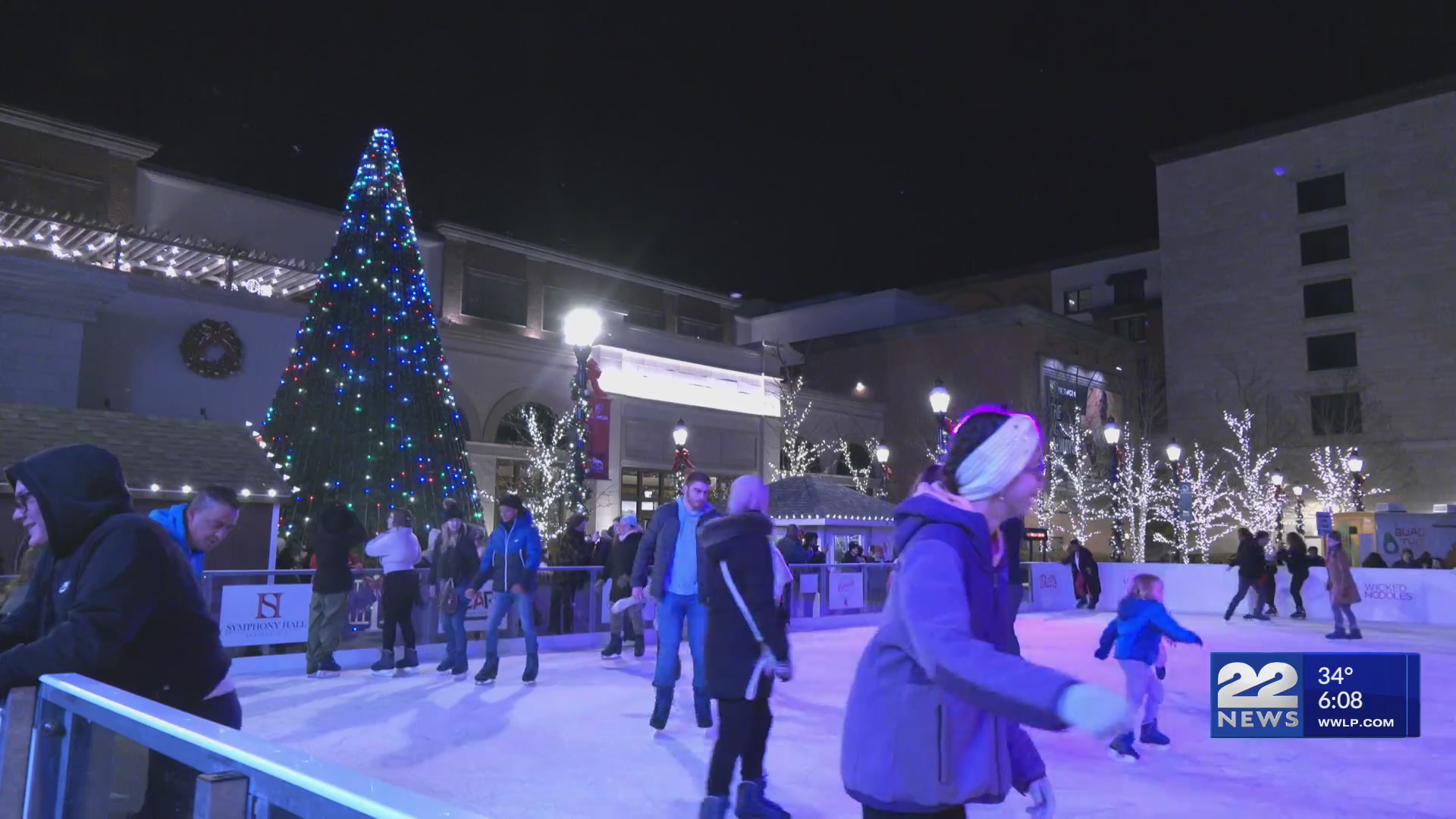 Outdoor ice skating rink opens with annual tree lighting at MGM ...