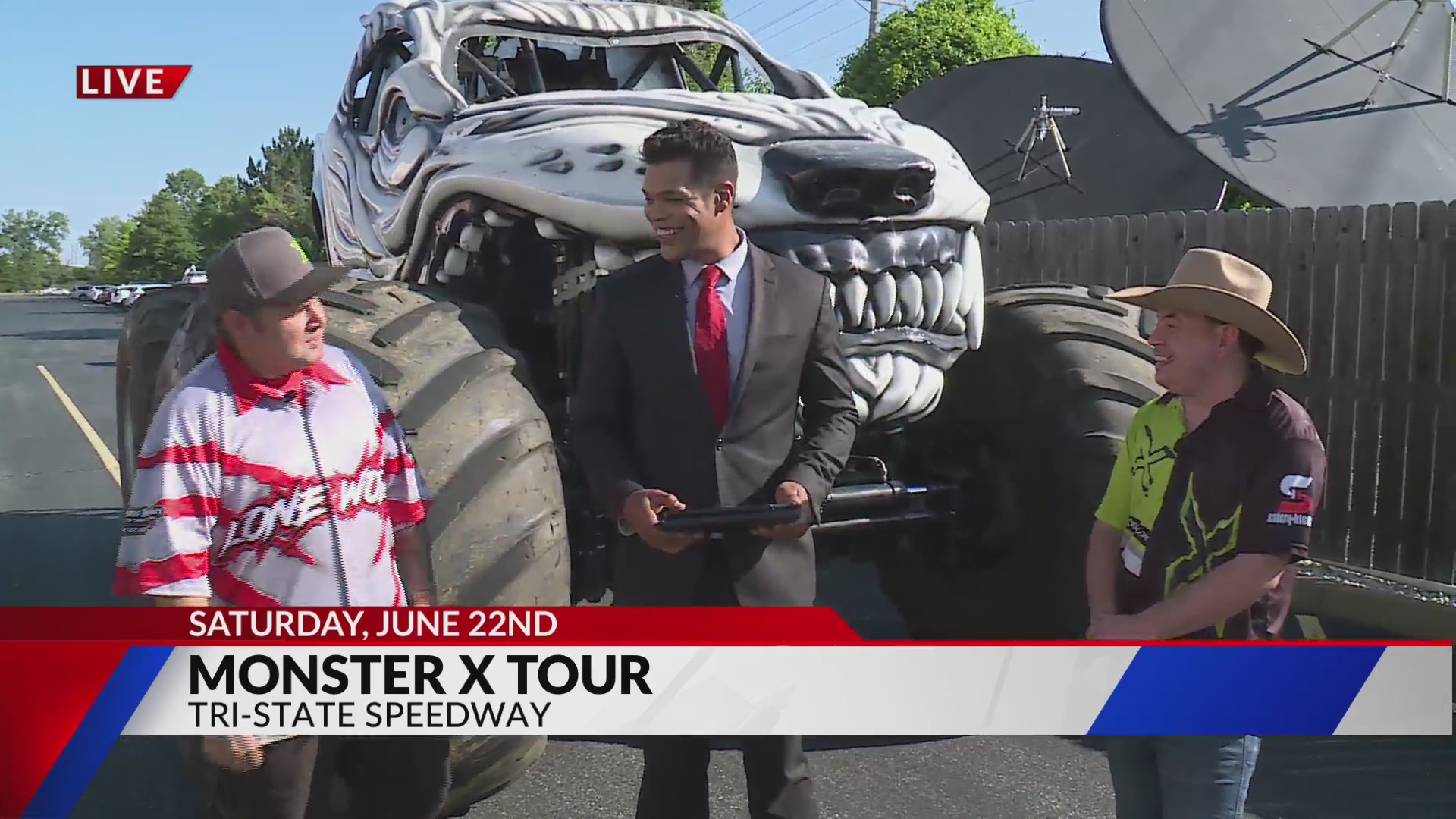 Monster X Tour – FOX 2