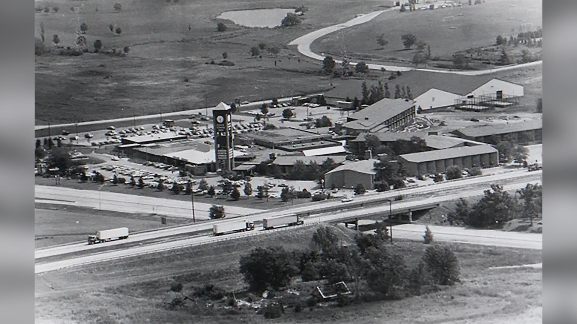 Throwback Thursday — Old Clock Tower Resort – MyStateline | WTVO News ...