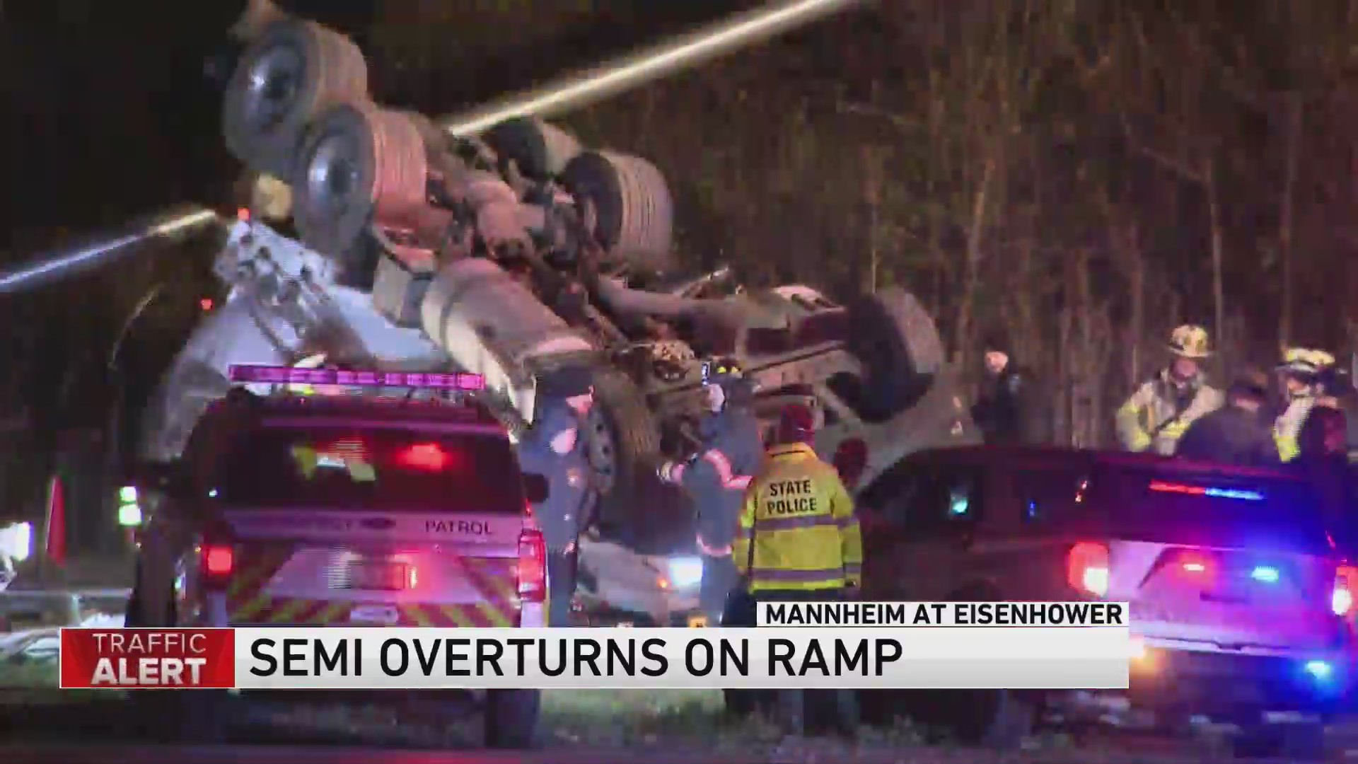 Driver extricated after rollover tanker crash on Eisenhower Expressway ramp – WGN-TV