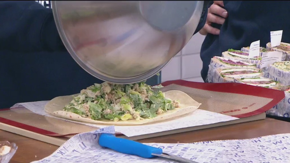 Inside the Lenwich chicken Caesar wrap – PIX11