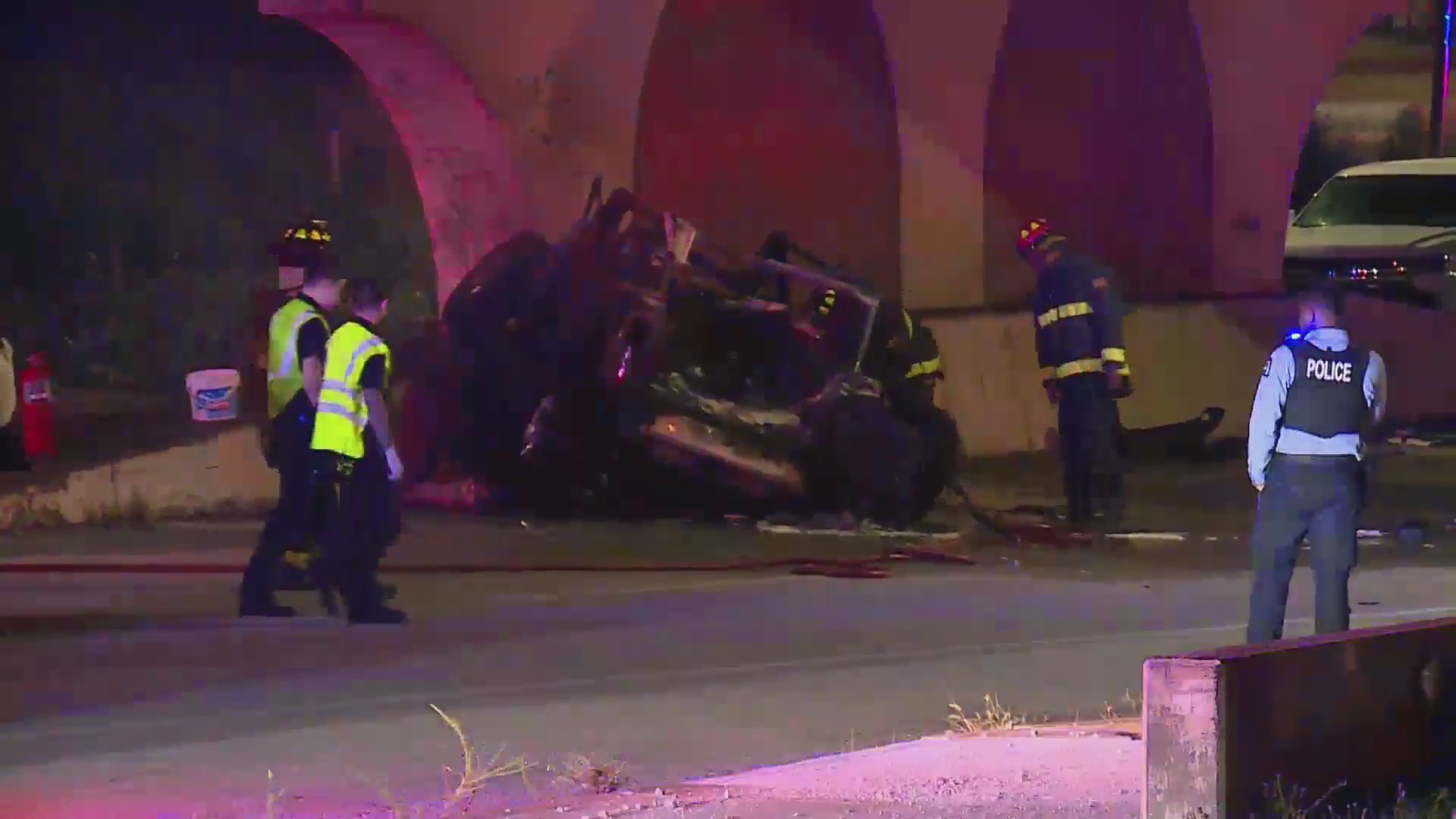 Fatal crash into MetroLink bridge closes Vandeventer for hours – FOX 2
