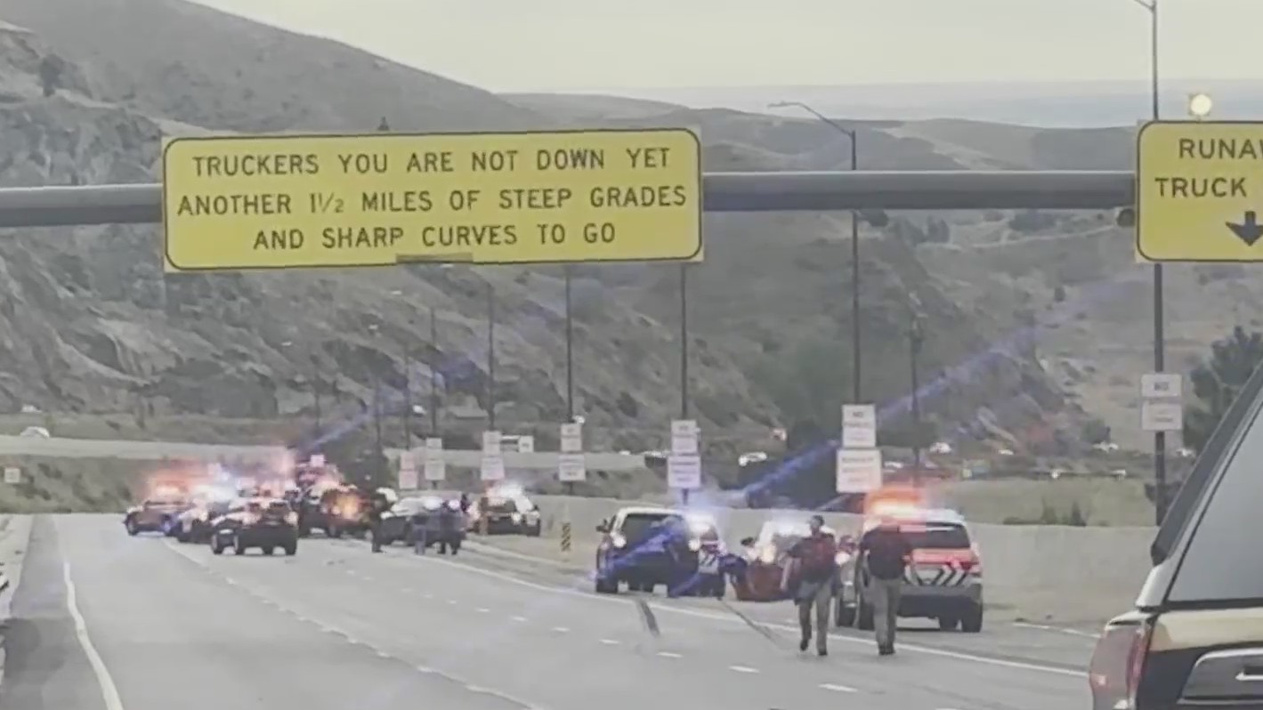 I-70 east closed after chase, officer-involved shooting in Evergreen ...