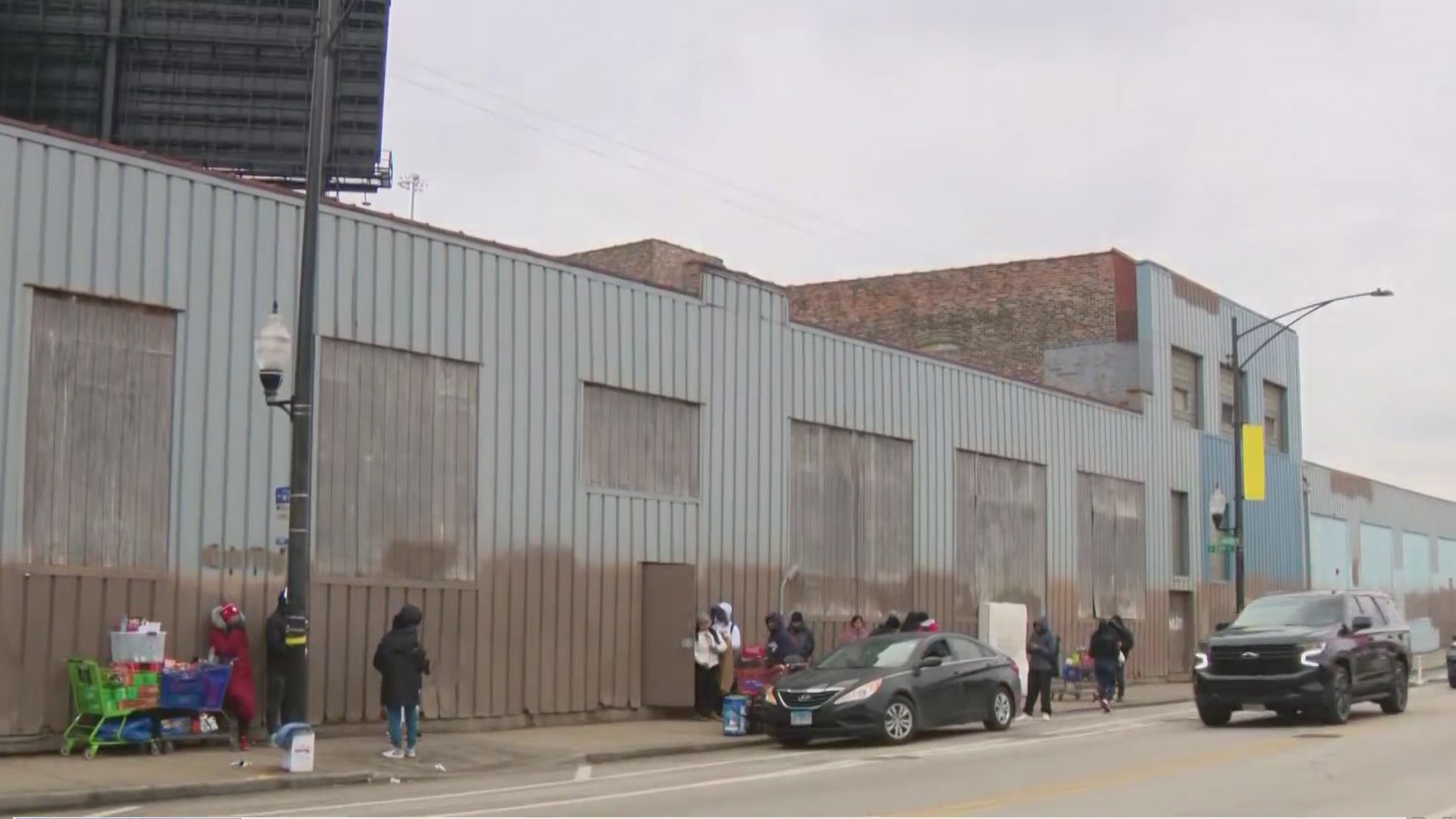 Cook County approves at least $70M in funding for migrants – WGN-TV