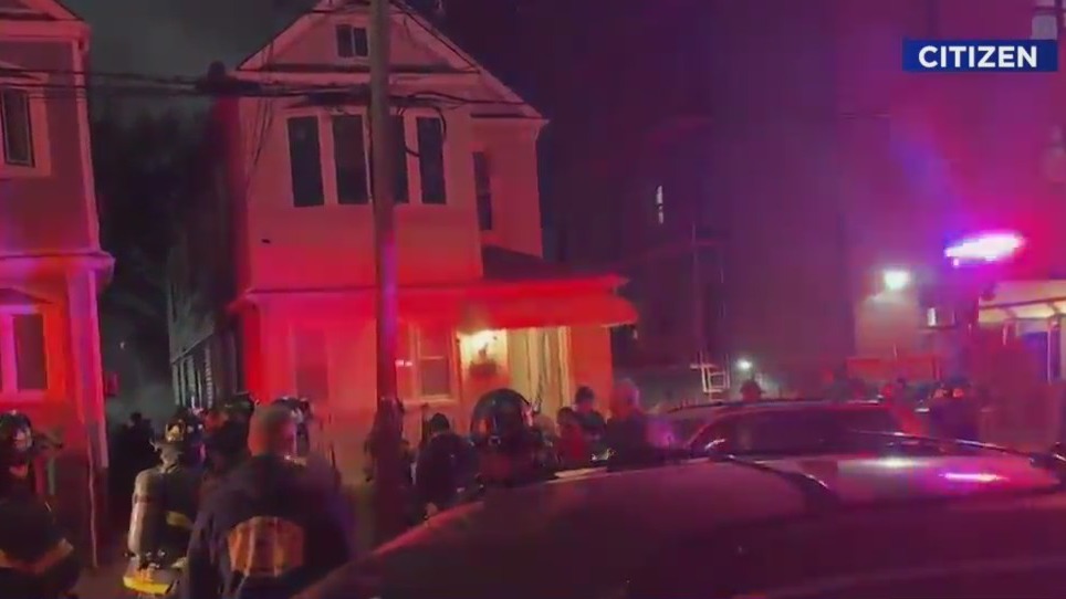 Man dies in explosion at Queens garage while working on vehicle ...