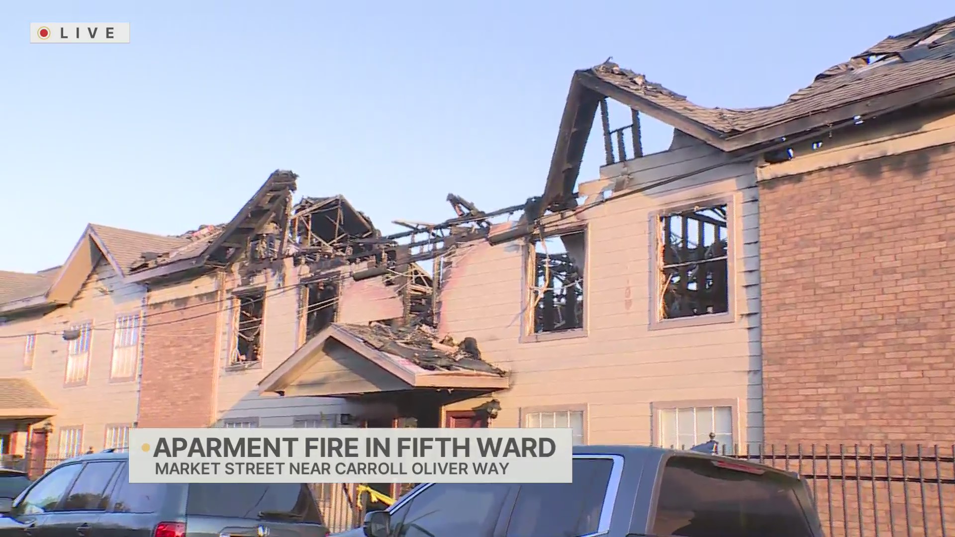 Apartment fire in Fifth Ward leaves residents displaced | CW39’s Kara ...