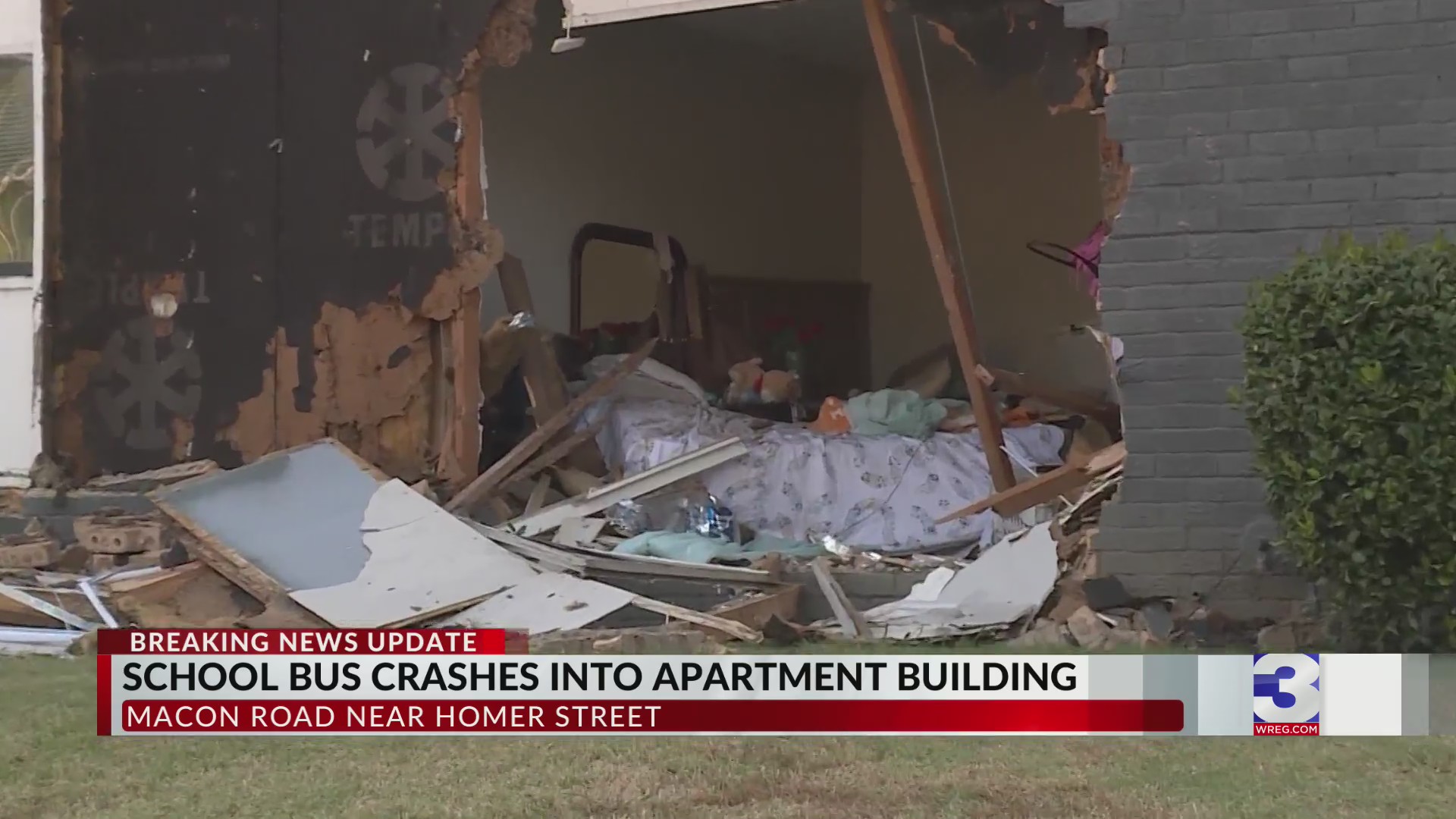 https://wreg.com/news/local/bus-crashes-into-building-police/ – WREG.com