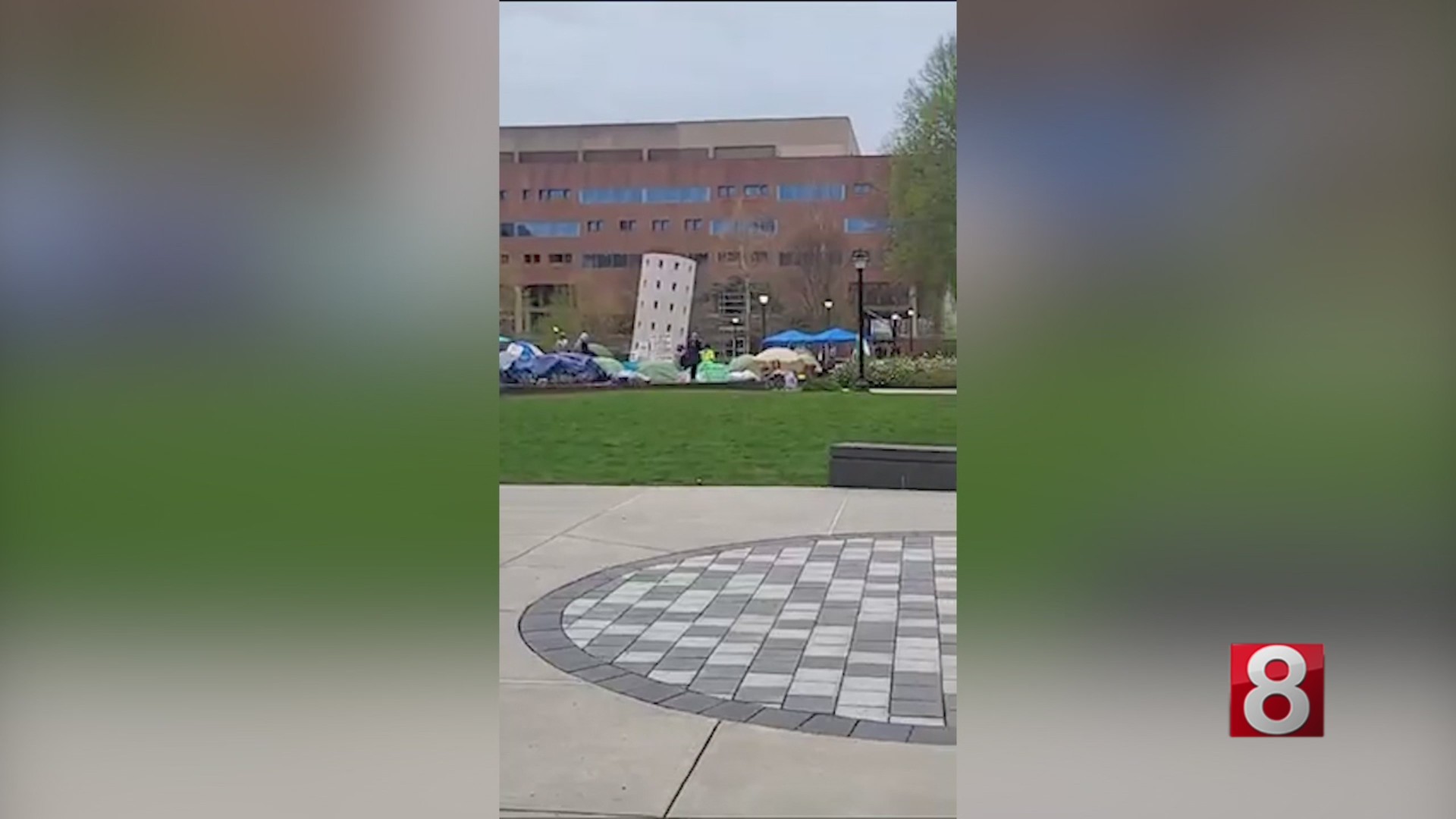 UConn police move in on protesters’ refusing to vacate encampments ...
