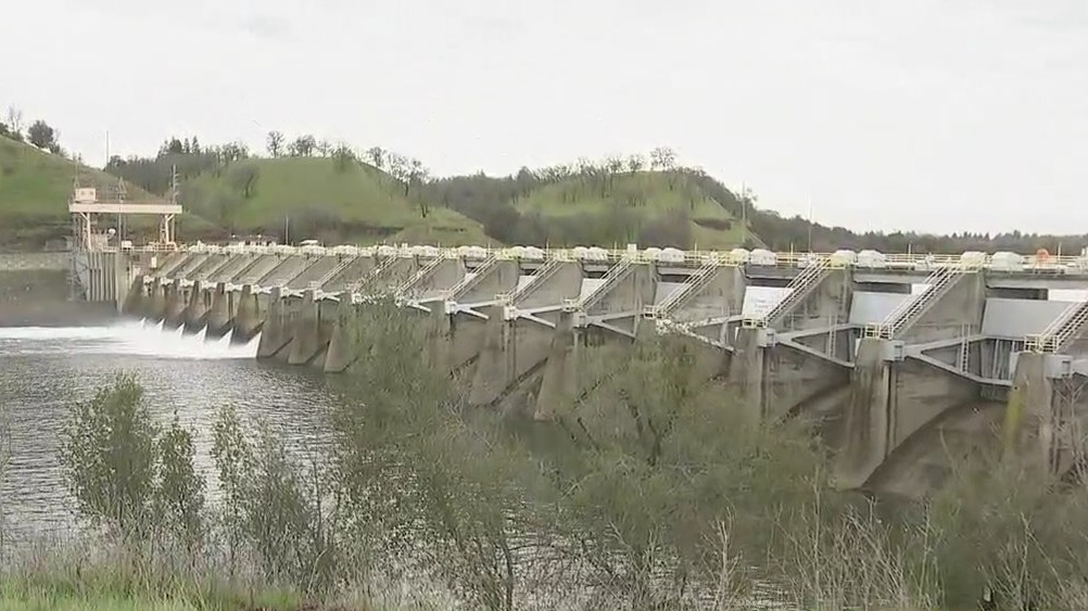 Nimbus Dam continues spilling water after heavy rainfall – FOX40 News