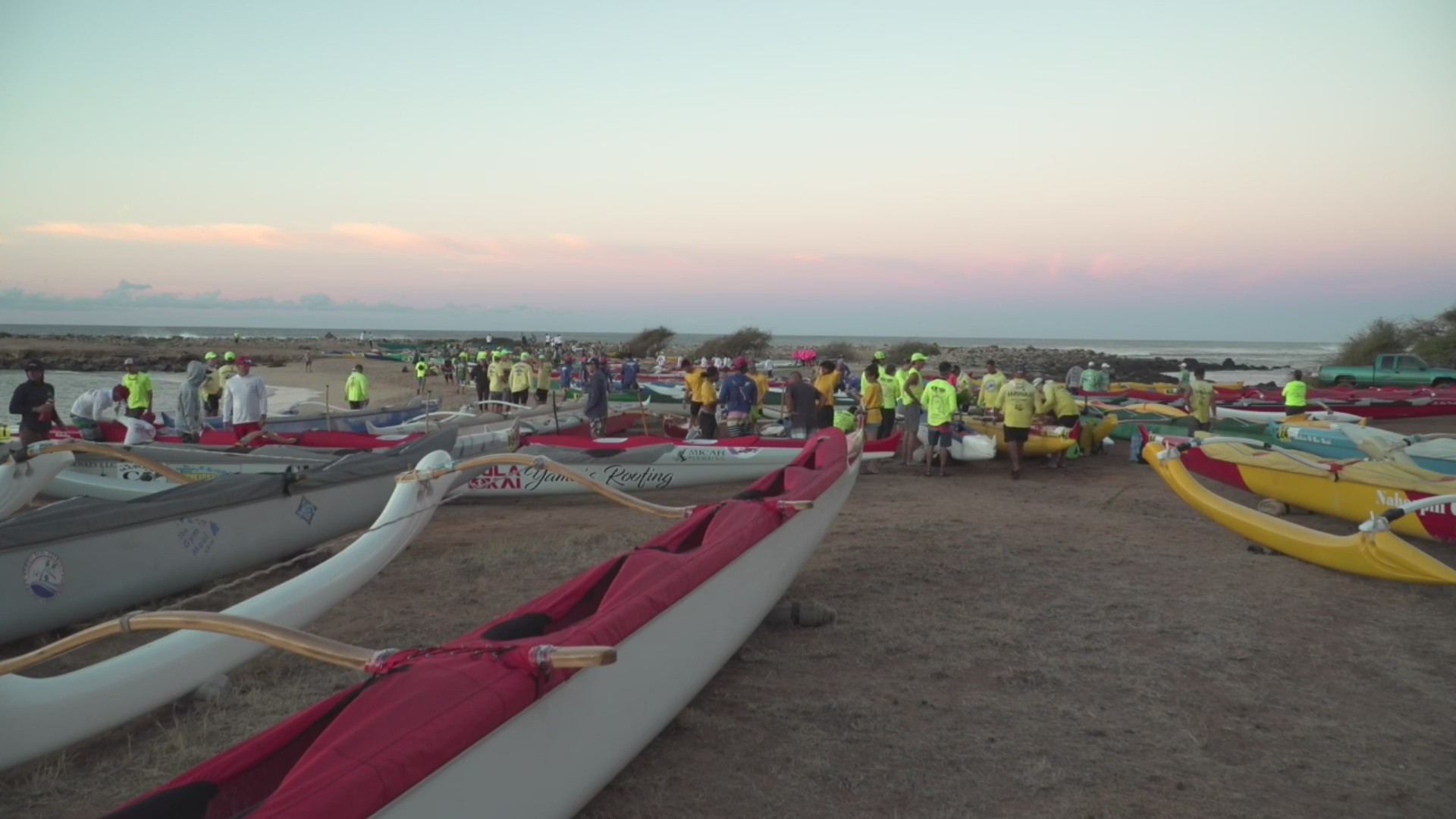 Crews are at Hale o Lono, getting ready to cross the Kaiwi Channel – KHON2
