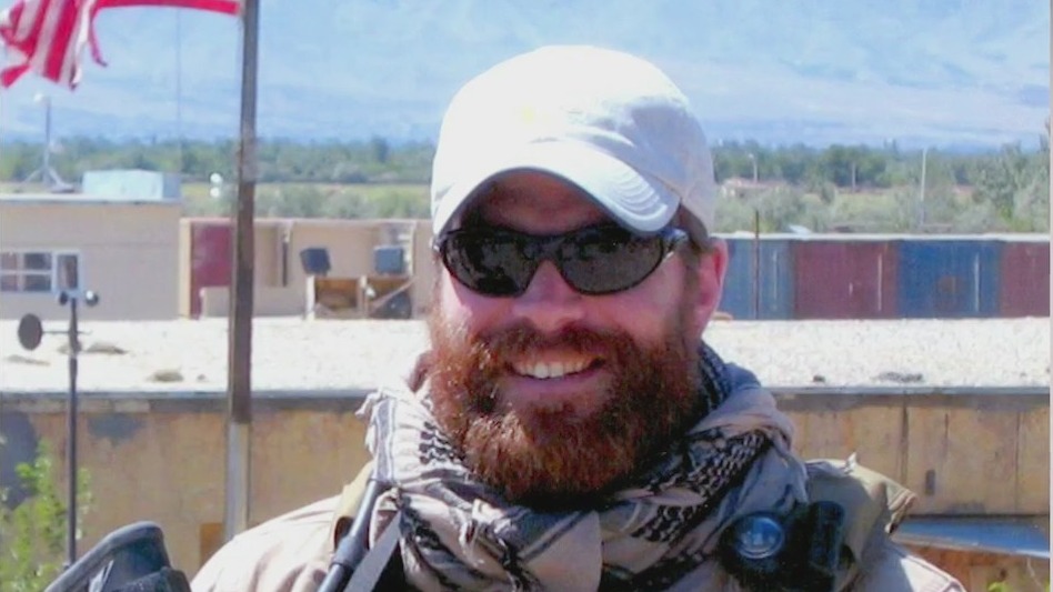 Fallen Navy SEAL’s legacy honored through Chicago boxing event ...