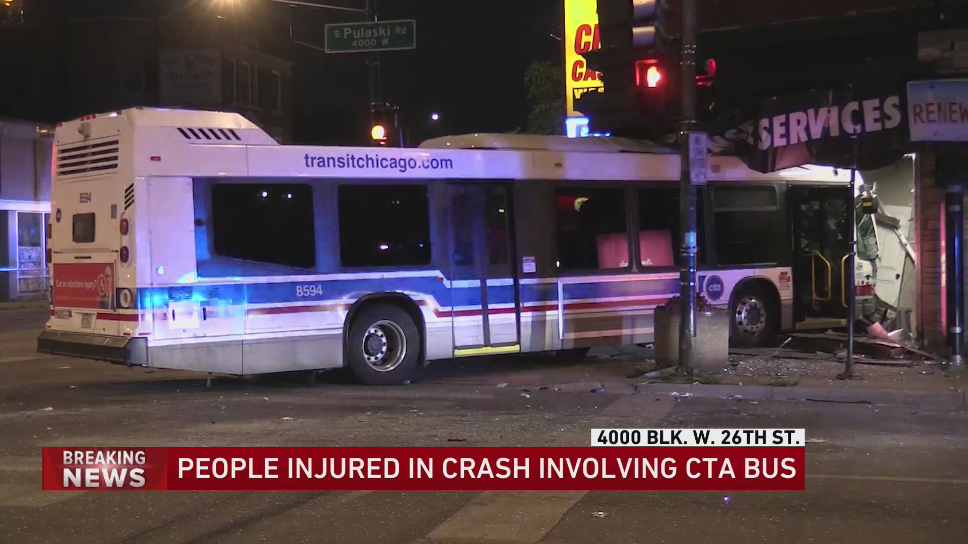 4 injured after car blows traffic signal, hits CTA bus, leading to ...