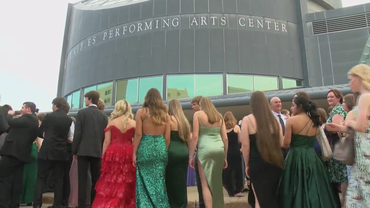 Local high school theater students shine bright at Center Stage ...