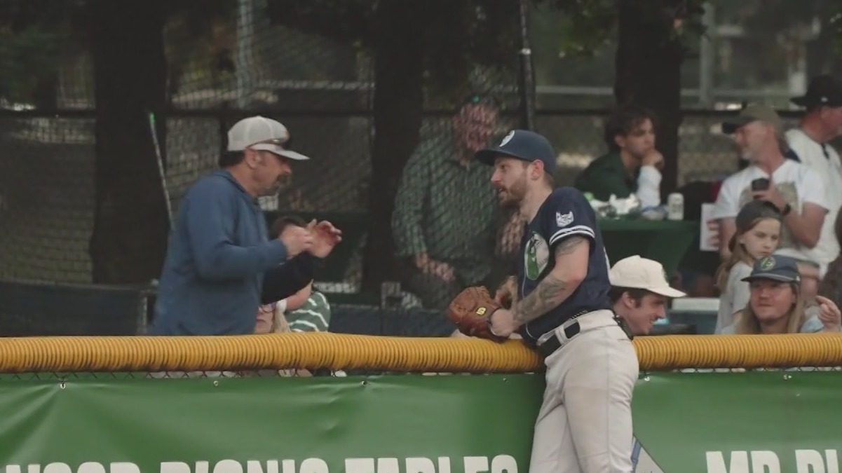 Travis Tries: Suiting up as a Portland Pickles player – KOIN.com