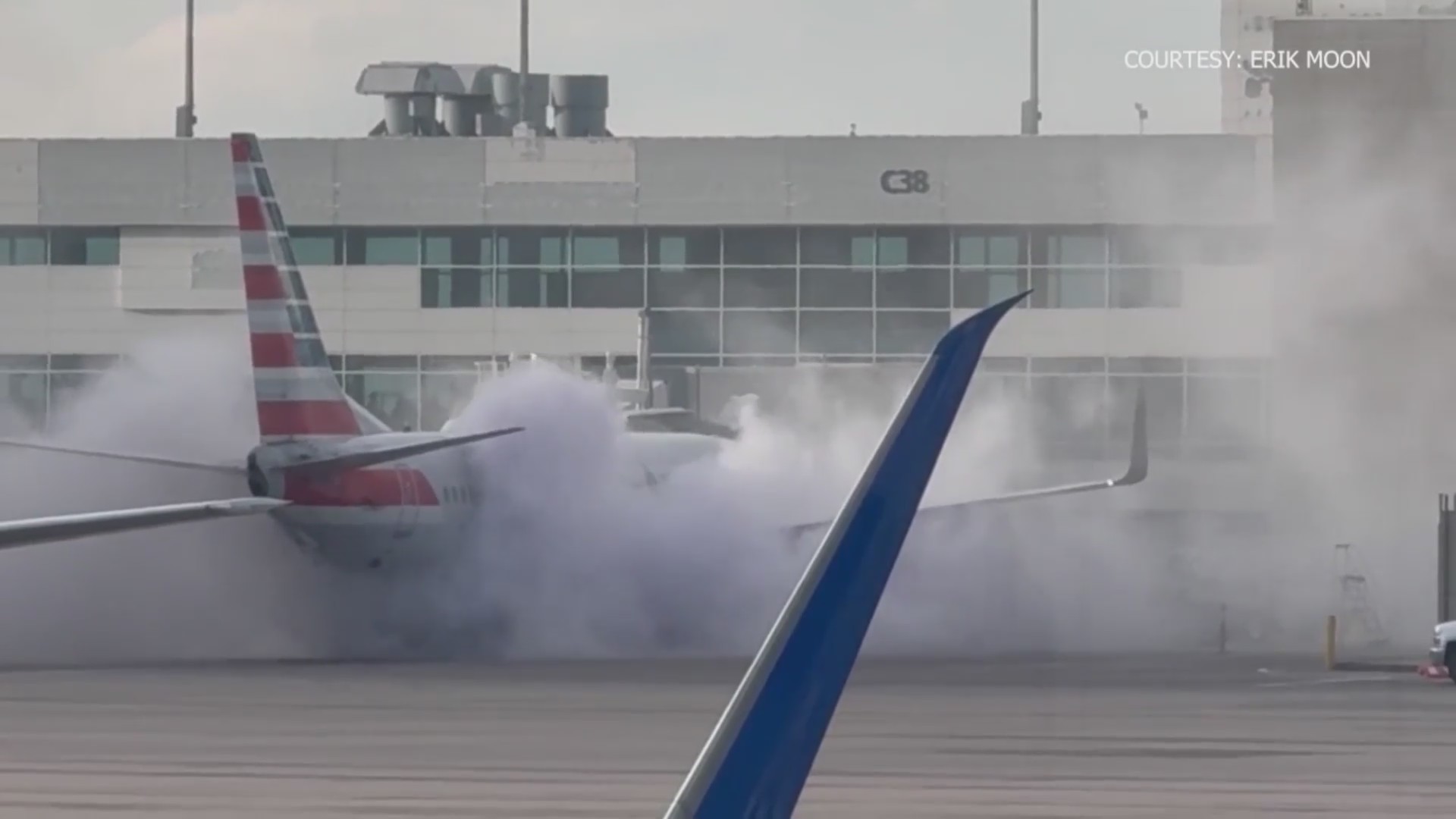 Aviation expert speaks about DIA plane fire – FOX31 Denver