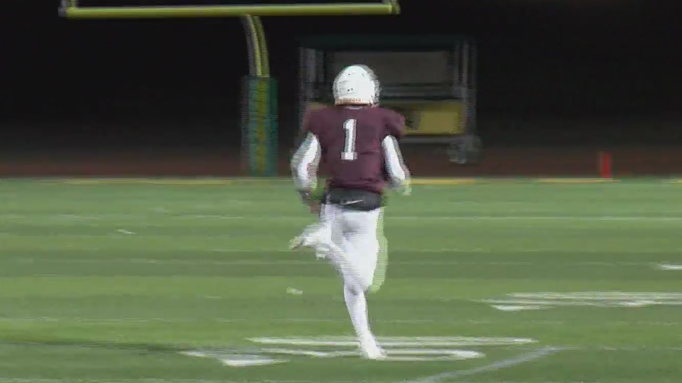 Trent Buttles leads Aquinas football into state semifinals – RochesterFirst