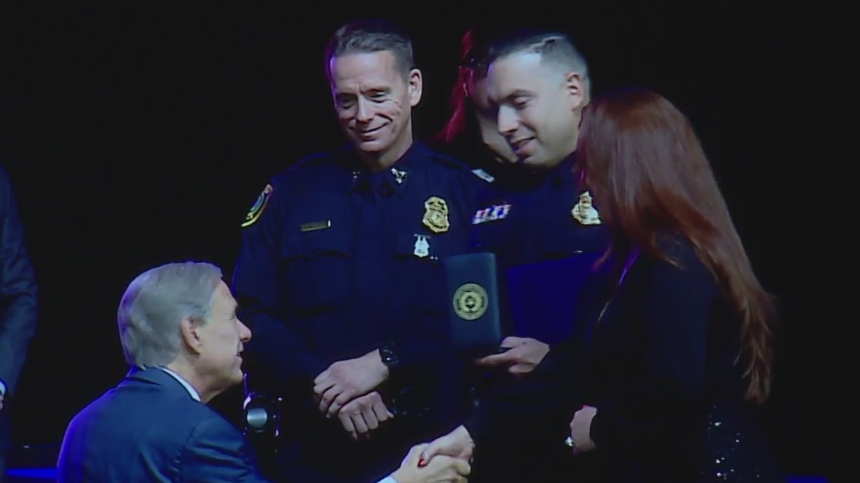 AISD police officer honored at 2024 Star of Texas awards – KXAN Austin