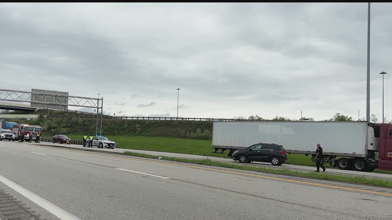 3-car crash on highway sends 1 to hospital – WKBN.com