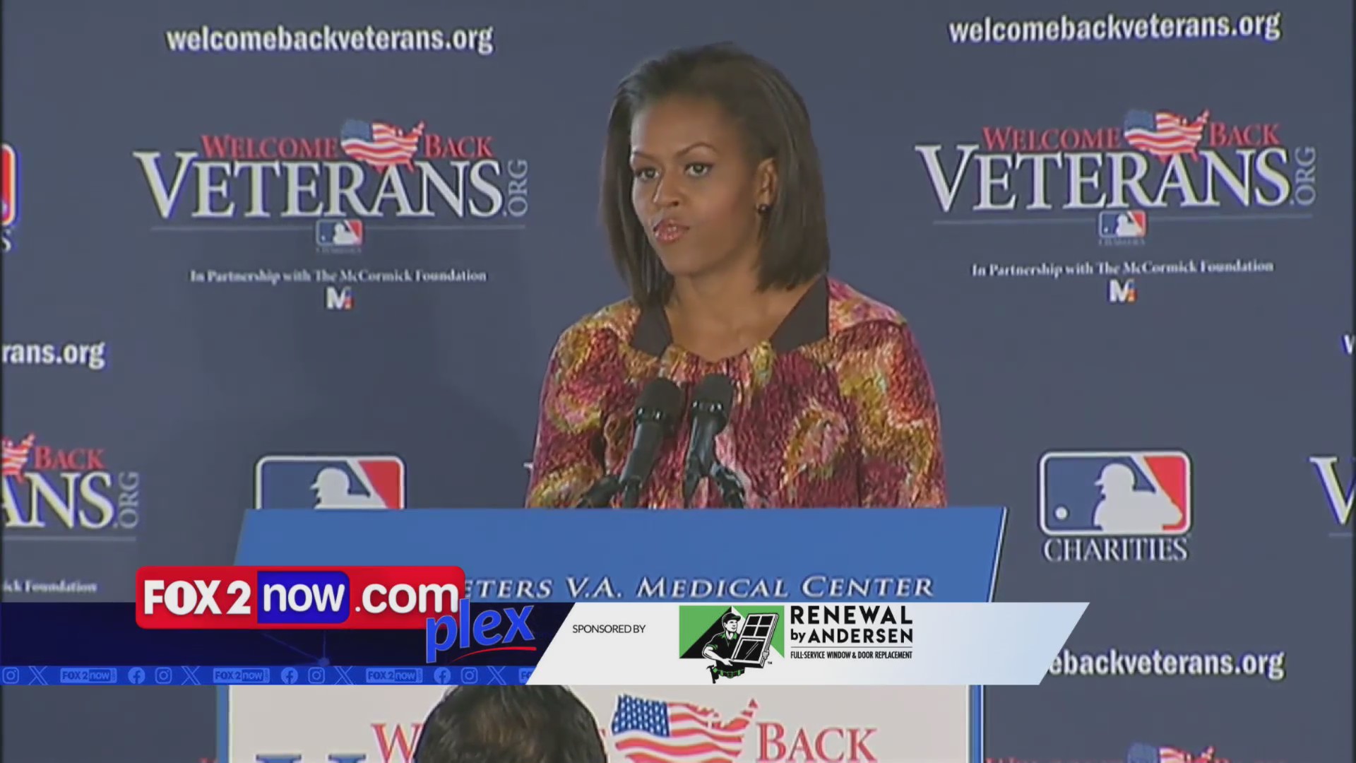 Michelle Obama visits St. Louis, signs books undercover at Target – FOX 2