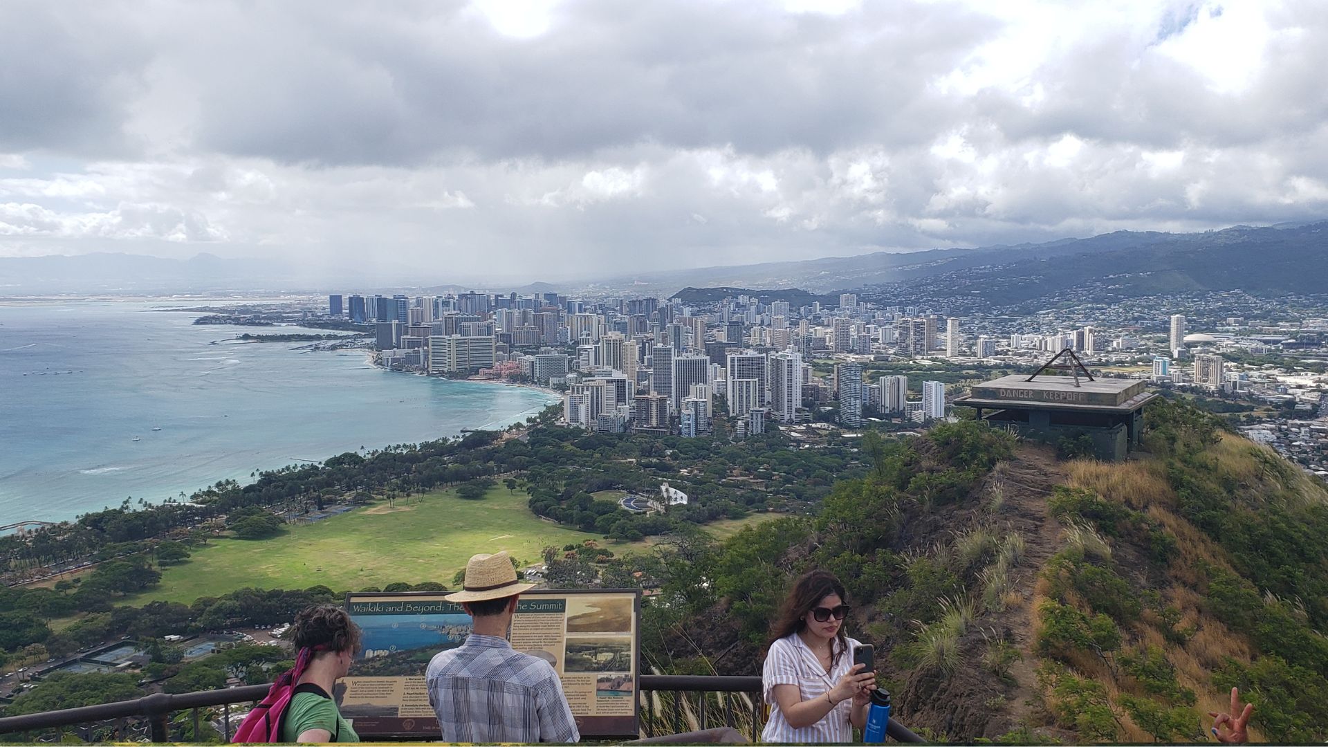 ‘The views on this hike are like being in GTA’ – KHON2