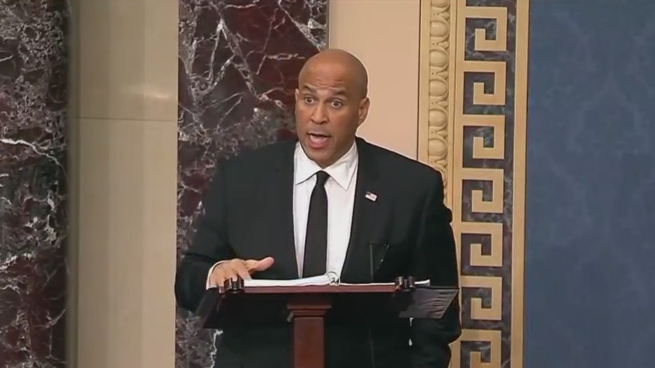 Sen. Booker slams Trump’s policies in 22+ hour speech – PIX11