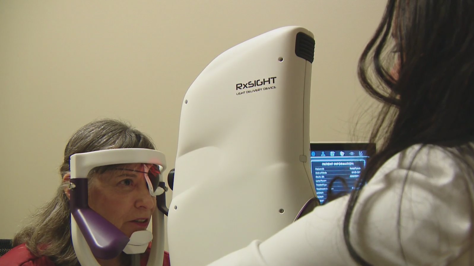 Light-adjustable lens offers personalized vision post-cataract surgery ...