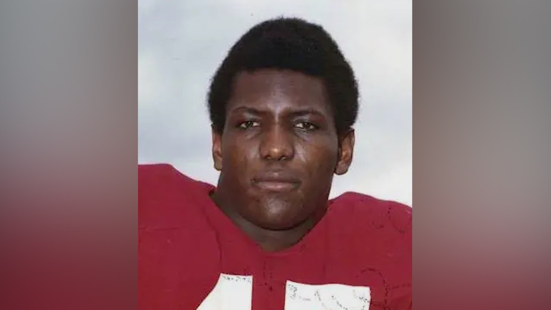 Football legend Woodrow Lowe reportedly passed away at 71 – FOX 4 ...