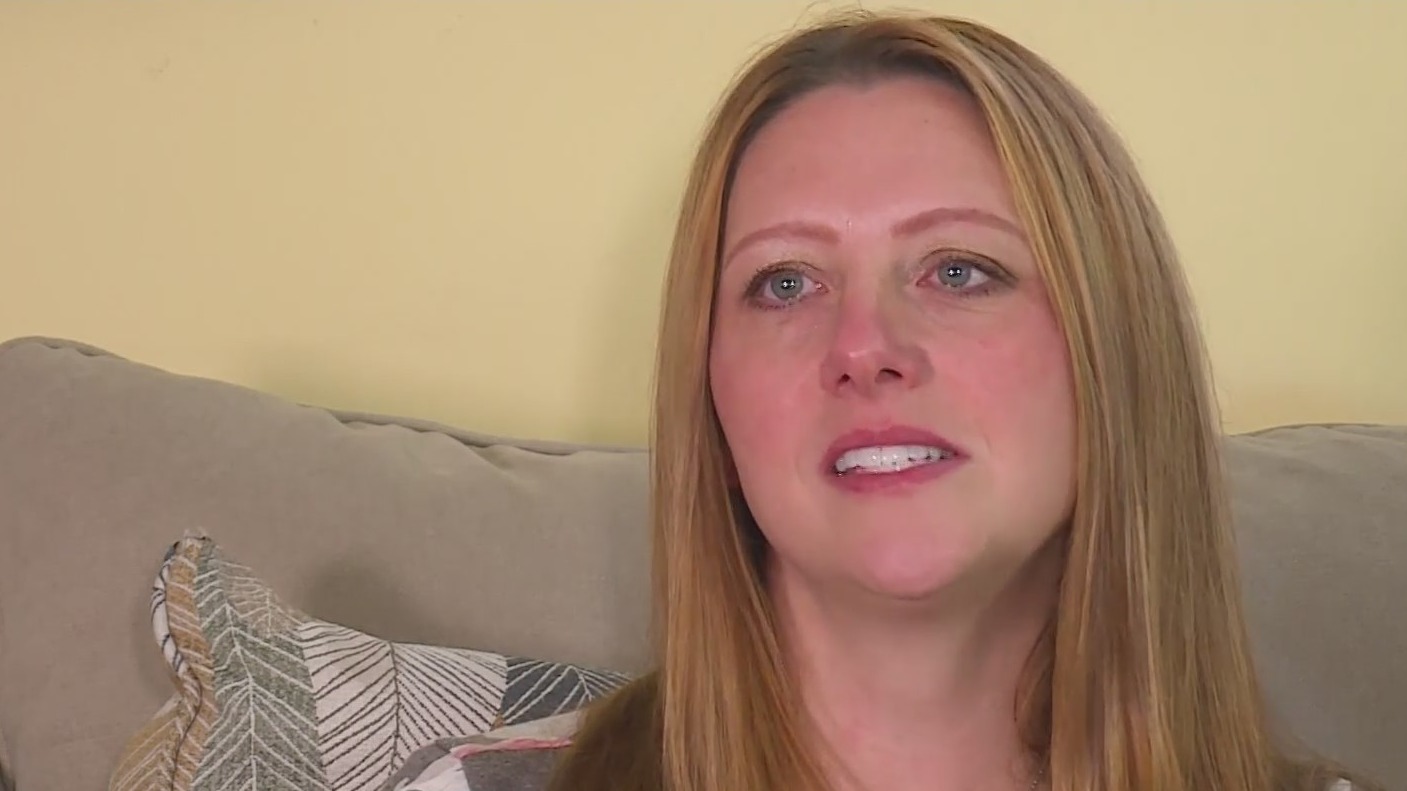 Portland nurse makes emotional return home after treating burn victims ...